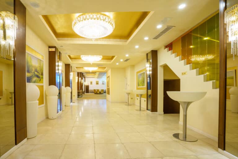 Camin de batrani privat - Azil de batrani Bucuresti | Casa de batrani
