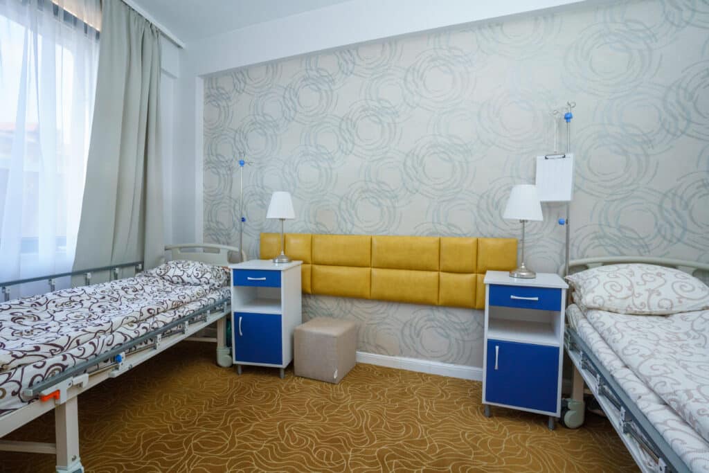 Camin de batrani sector 1 - Ingrijire batrani la standarde de lux